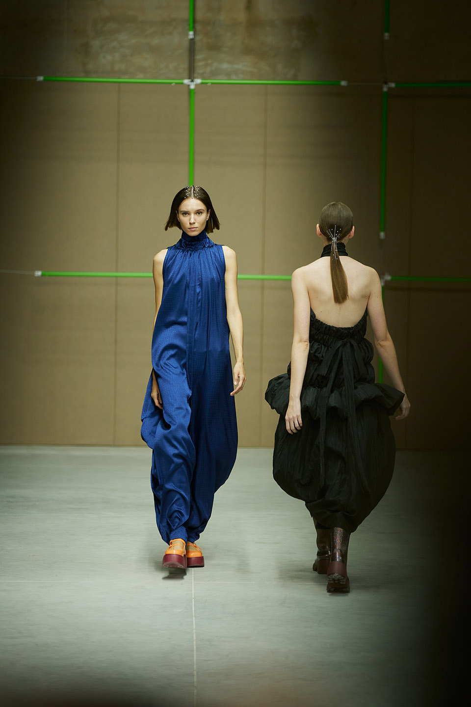 Backstage BUZINA SS23 at ModaLisboa Oasis – ZootMagazine